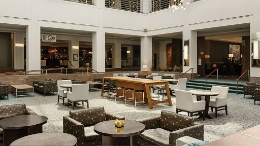 6 Lobby Attendant Interview Questions and Answers - CLR